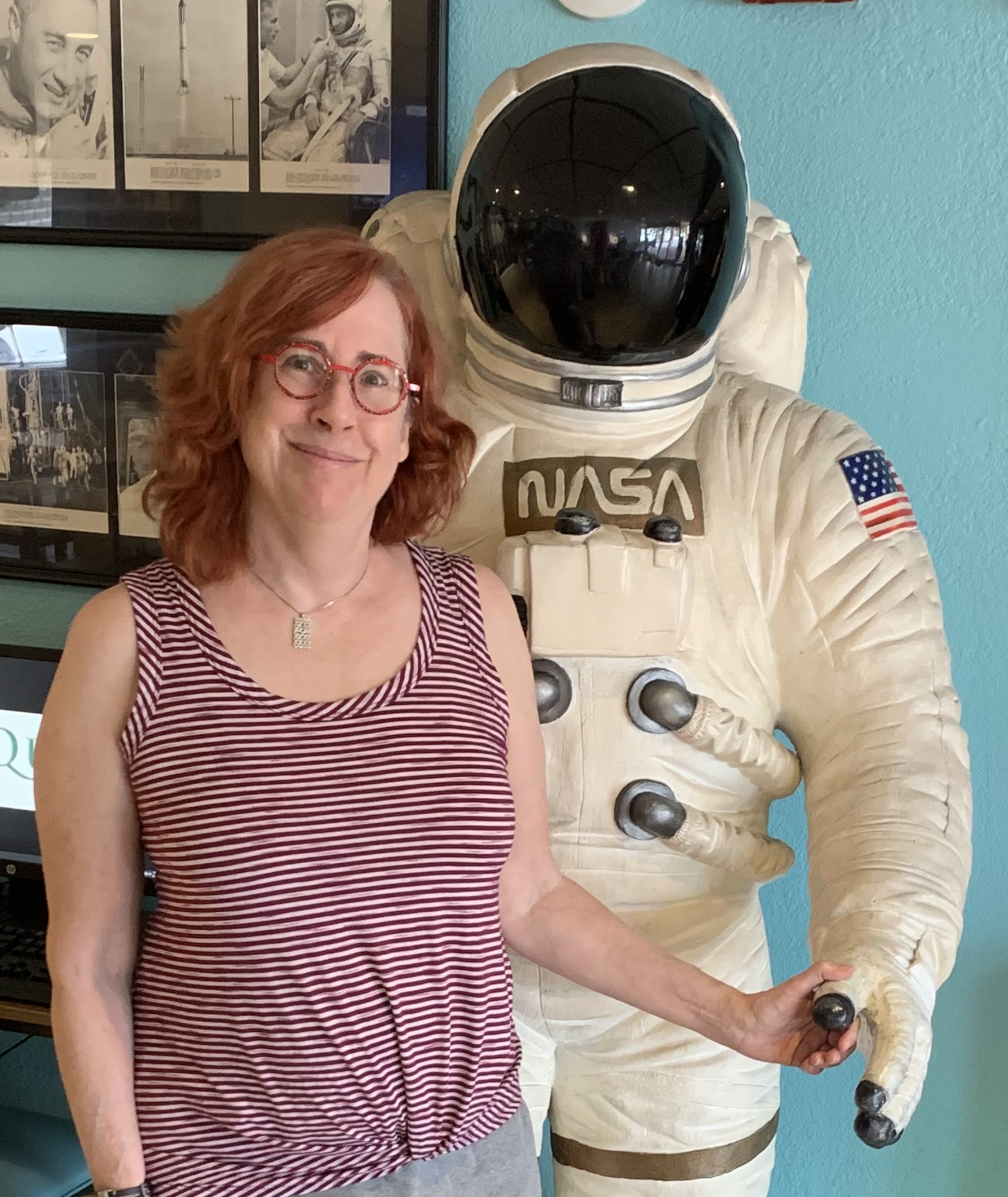 Q&A With Rosemary Claire Smith – The Astounding Analog Companion